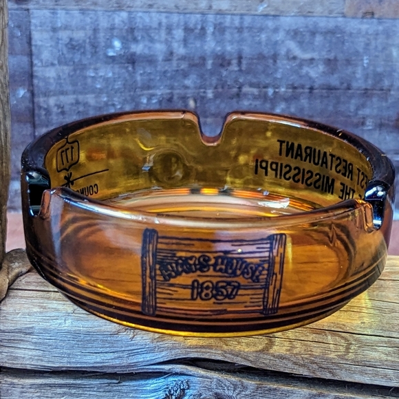 Vintage Ashtrays | Accents | Vintage Collectible Ashtray Hayshouse ...